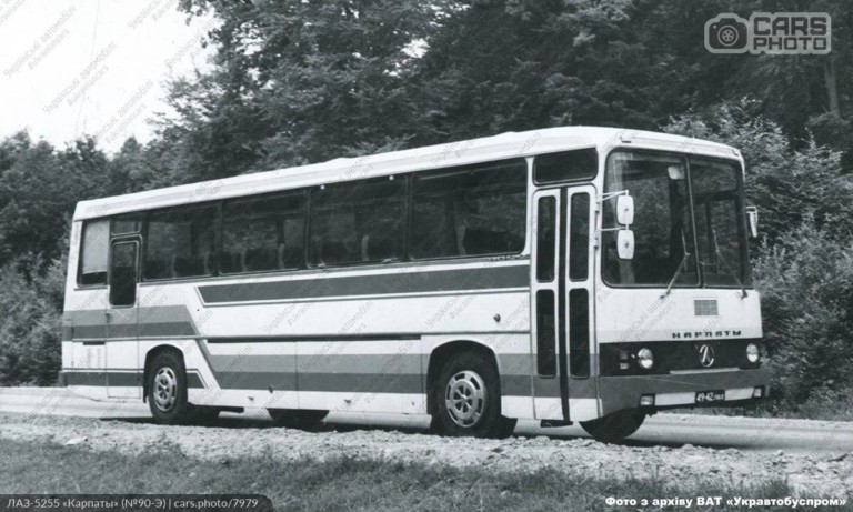 ЛАЗ-5255 «Карпати» - автобус великого класу, розроблений для Олімпіади ...